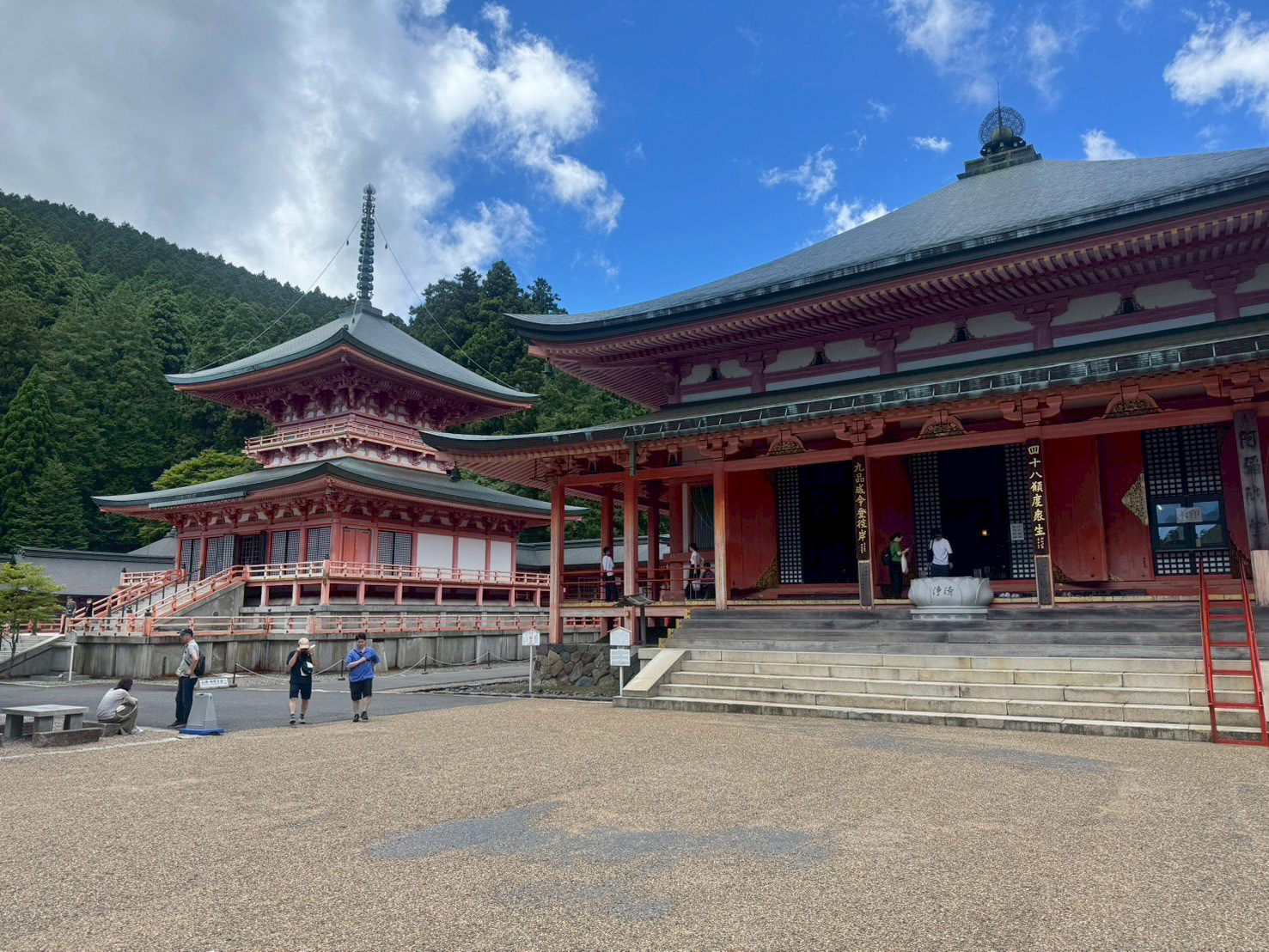 Kyoto Walk 8: Mt Hiei, Enryaku-ji and Sakamoto Tour – Chris Rowthorn Tours